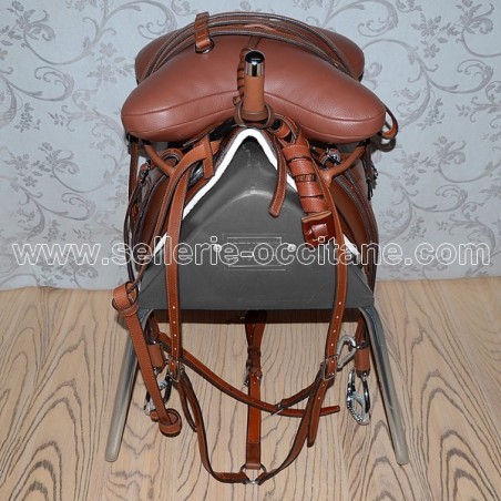 Cossack volting saddle