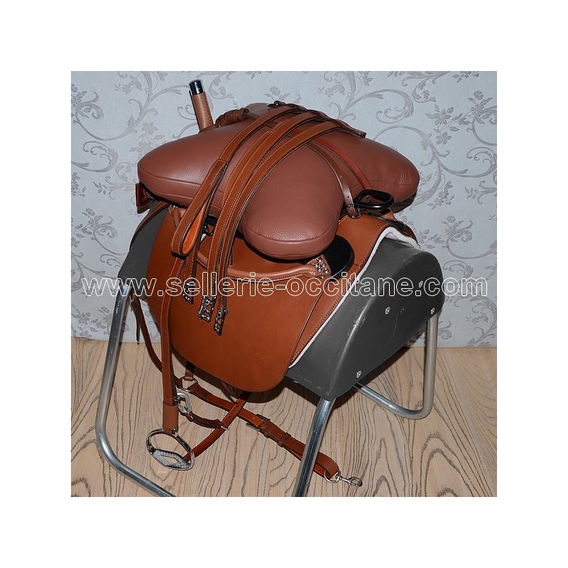 Cossack volting saddle