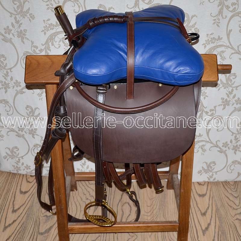 Cossack volting saddle